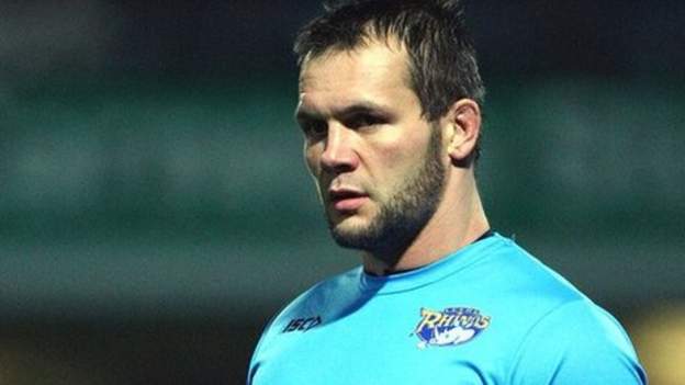 Darrell Griffin: Prop extends Salford loan from Leeds - BBC Sport