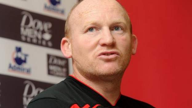 Six Nations: Neil Jenkins - no title distraction for Wales - BBC Sport