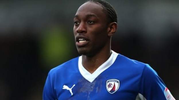 Nathan Smith signs new Chesterfield deal - BBC Sport