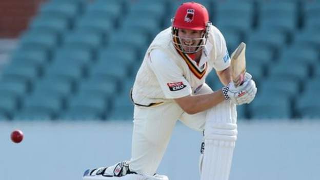 Michael Klinger: Glos captain wants to help club's youngsters - BBC Sport