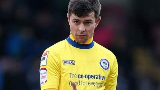 Rochdale: Joe Rafferty signs one-year contract at Spotland - BBC Sport