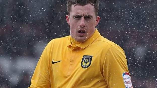 Scott Davies: Oxford United midfielder to fight for new deal - BBC Sport