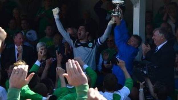 Muratti Vase 2013: Guernsey beat Jersey 2-1 to retain trophy - BBC Sport