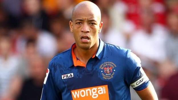 Alex Baptiste: Bolton Wanderers set to sign Blackpool defender - BBC Sport