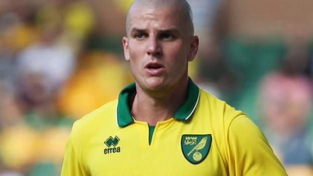 Marc Tierney: Bolton Wanderers to sign Norwich City full-back - BBC Sport