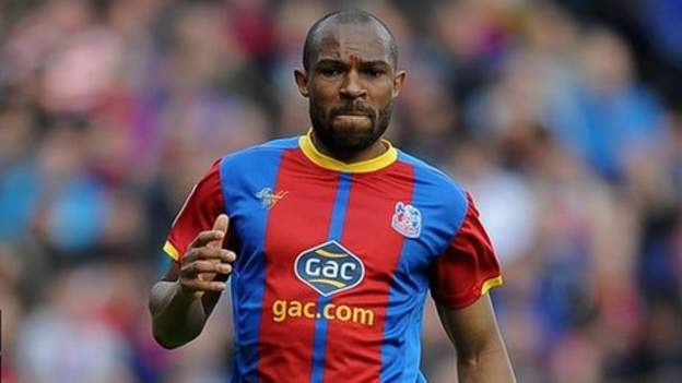 Danny Gabbidon: Crystal Palace defender signs new deal - BBC Sport