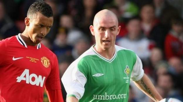 Cliftonville's Barry Johnston on a wing and a prayer - BBC Sport