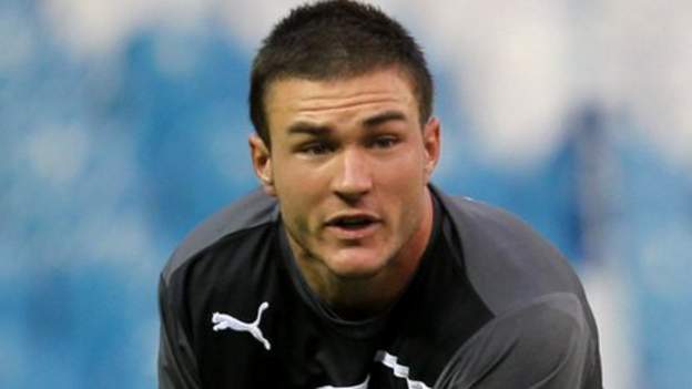 Richard O'Donnell: Walsall sign former Chesterfield goalkeeper - BBC Sport