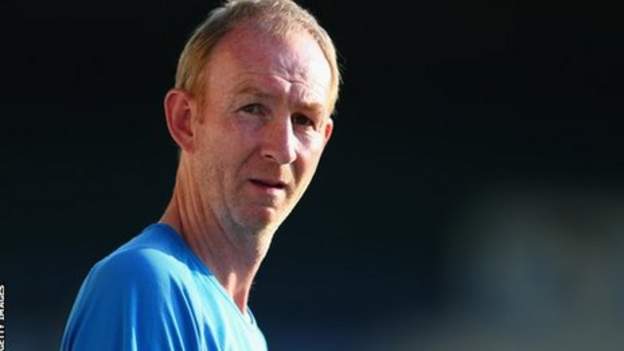 Torquay United need 90-minute performance - Alan Knill - BBC Sport