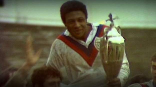 Rugby League World Cup: 1972 - Clive Sullivan secures GB victory - BBC ... Rugby League World Cup: 1972 - Clive Sullivan secures GB victory - BBC ...