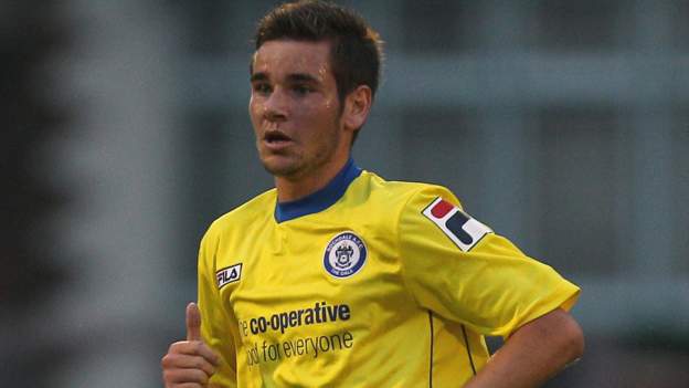 Reece Gray: Hyde sign Rochdale striker on loan for a month - BBC Sport