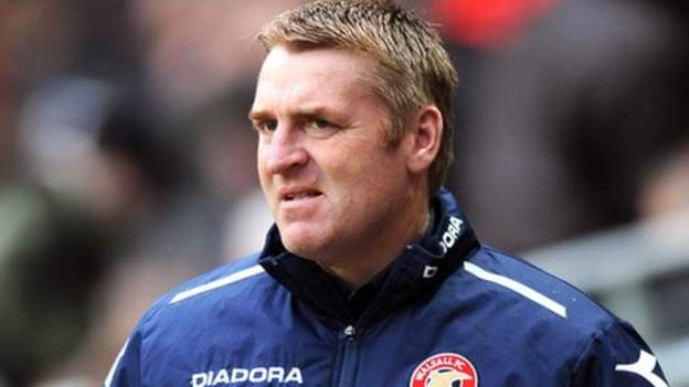 Dean Smith: Walsall manager signs extended contract - BBC Sport