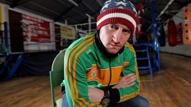 Paddy Barnes is second Irish boxer to move in weight for Worlds - BBC Sport