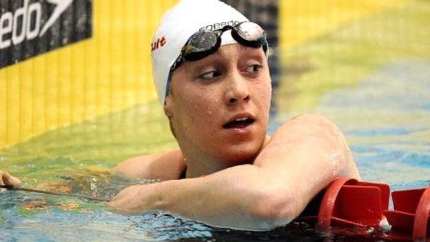 Great Britain's Lizzie Simmonds wins World Cup gold - BBC Sport