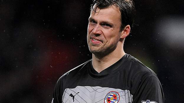 Stuart Taylor: Yeovil Town sign Reading goalkeeper on loan - BBC Sport