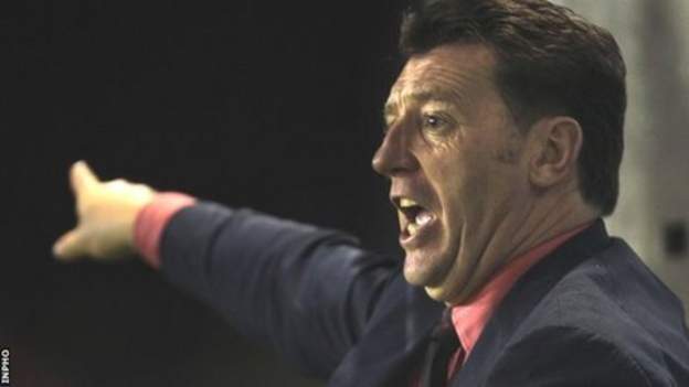 Derry City boss Roddy Collins targets league glory - BBC Sport