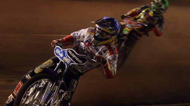 Speedway: Swindon Robins re-sign Peter Kildemand for 2014 - BBC Sport