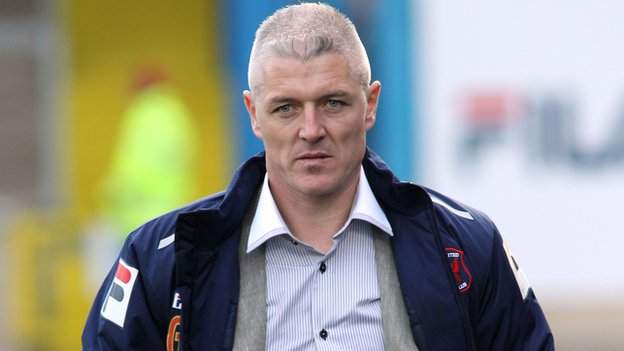 Carlisle United: Graham Kavanagh targets more signings - BBC Sport