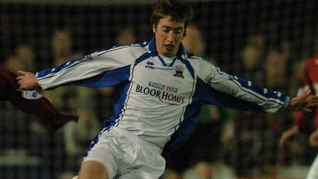 Nuneaton Town: Mark Noon confirmed as assistant manager - BBC Sport