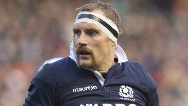 Scotland's Al Kellock out for four months following arm surgery - BBC Sport