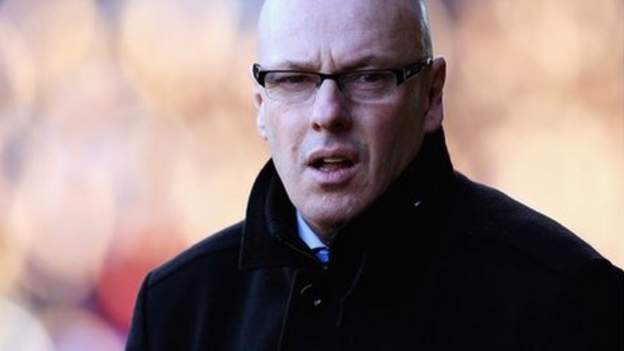 Leeds United: Brian McDermott 'remains' as manager - BBC Sport