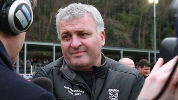 Mark Ring leaves Cardiff RFC coaching role - BBC Sport