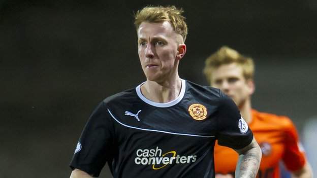 Motherwell sign defender Craig Reid - BBC Sport