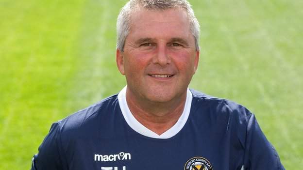 Tim Harris leaves Newport to rejoin Gloucester City as manager - BBC Sport