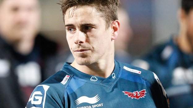Fly-half Aled Thomas to leave Scarlets at end of season - BBC Sport