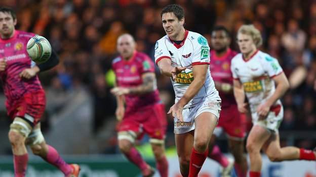Gloucester agree deal for Scarlets fly-half Aled Thomas - BBC Sport