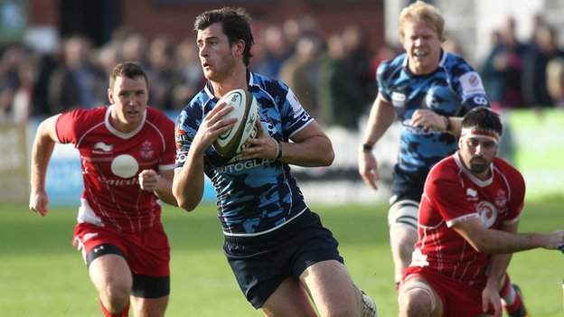 Mark Atkinson: Gloucester sign Bedford Blues centre - BBC Sport