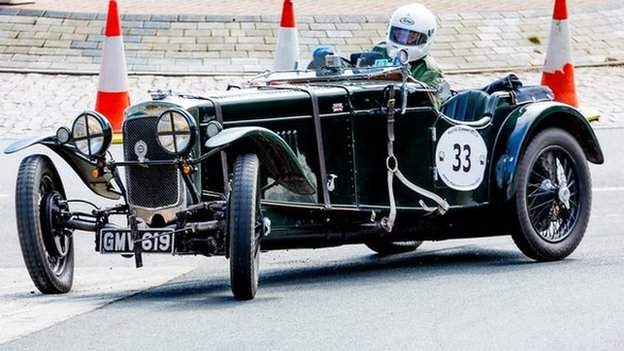 Manx Classic Rally celebrates a 'century of racing' - BBC Sport