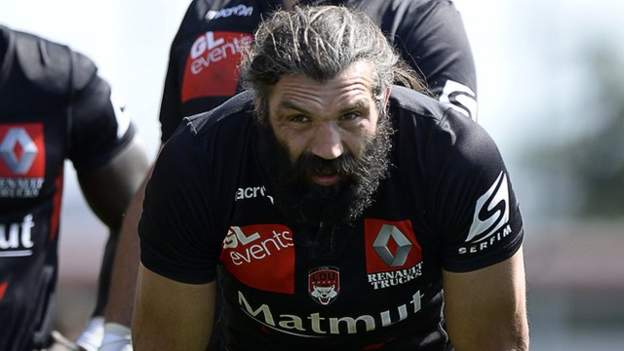 Sebastien Chabal: France, Lyon & former Sale forward to retire - BBC Sport