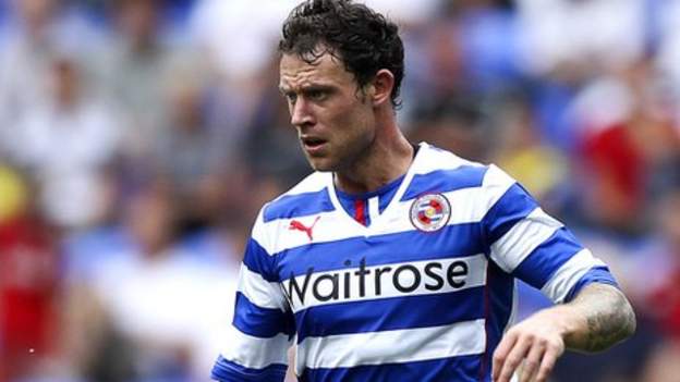Wayne Bridge: Ex-England left-back announces retirement - BBC Sport