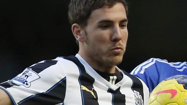 Dan Gosling: Newcastle midfielder in AFC Bournemouth talks - BBC Sport