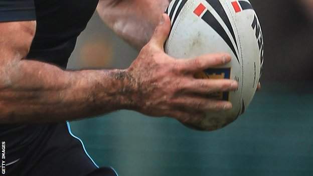 Rugby league player banned for evading drugs test - BBC Sport