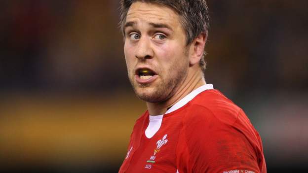 Ryan Jones: Bristol forward sent for ankle operation after final loss ...