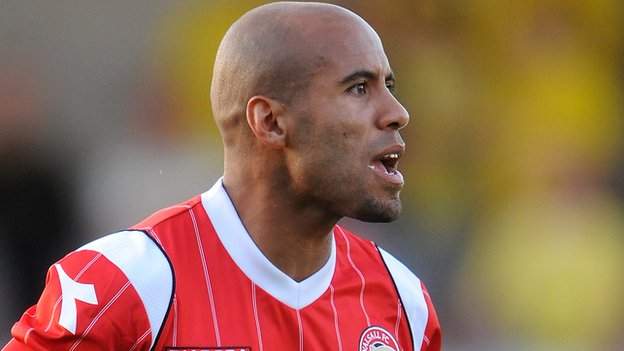 Walsall: James Chambers signs new one-year Saddlers deal - BBC Sport