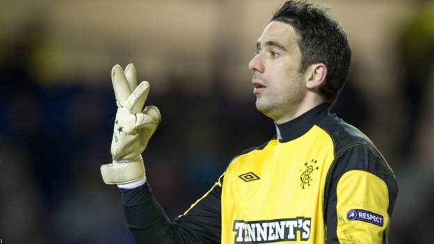 Hearts: Goalkeeper Neil Alexander signs player-coach deal - BBC Sport