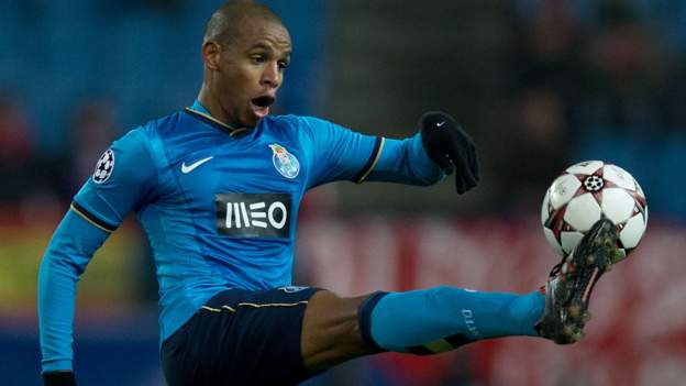 Fernando: Manchester City sign FC Porto midfielder - BBC Sport