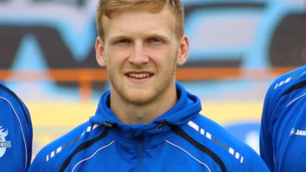Joe Keyes: London Broncos deal 'a dream' for stand-off - BBC Sport