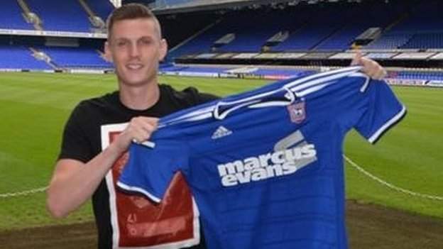 Manchester City winger Alex Henshall joins Ipswich Town - BBC Sport