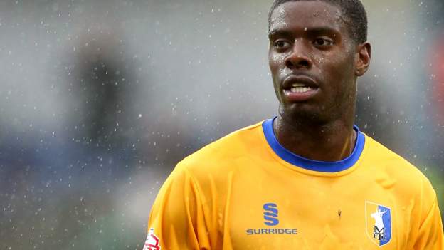 Anthony Howell: Contract talks with Mansfield Town break down - BBC Sport