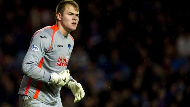 Dunfermline secure goalkeeper Ryan Scully on loan from Jags - BBC Sport
