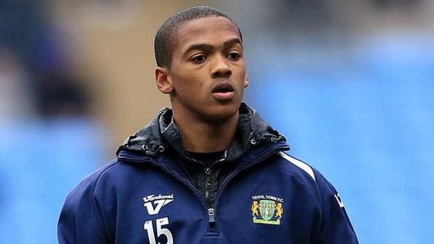 Lewis Young: Crawley Town sign ex-Bury winger - BBC Sport