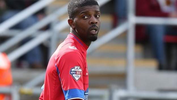 Medy Elito: VVV Venlo set to sign Dagenham & Redbridge winger - BBC Sport