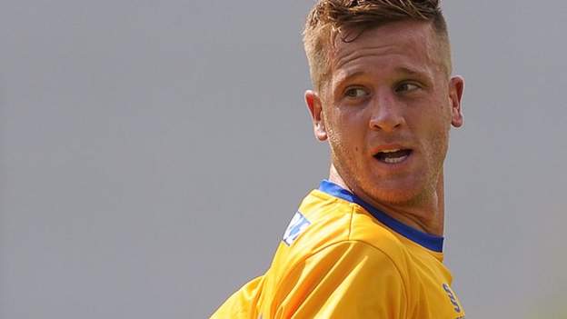 Lee Stevenson: Alfreton sign former Mansfield midfielder - BBC Sport