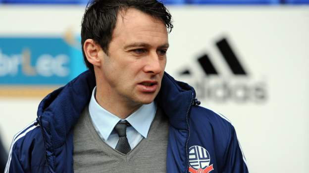 Dougie Freedman: Bolton manager happy with 'honest' squad - BBC Sport