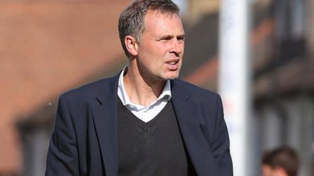 Wayne Burnett: Dagenham & Redbridge must be realistic - BBC Sport