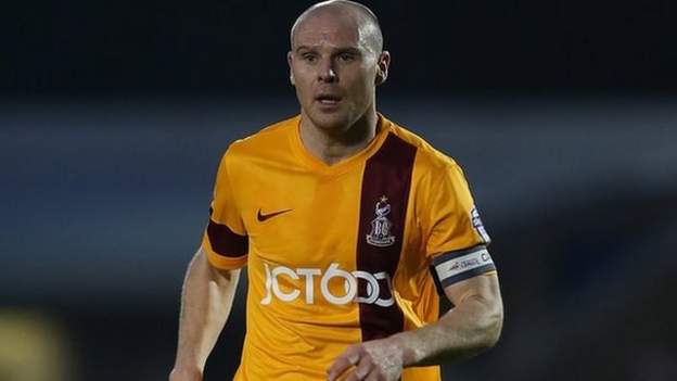 Gary Jones: Notts County sign ex-Bradford midfielder - BBC Sport